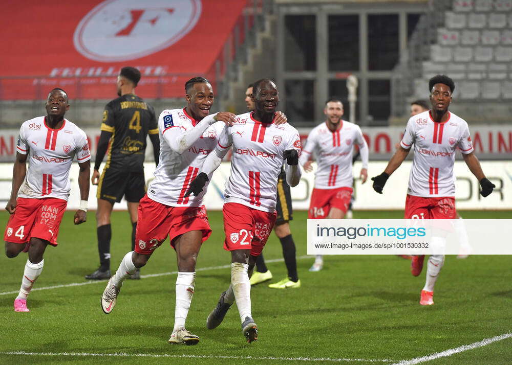 But et joie de Saliou Ciss ( Nancy ) FOOTBALL : Nancy vs Clermont Foot ...