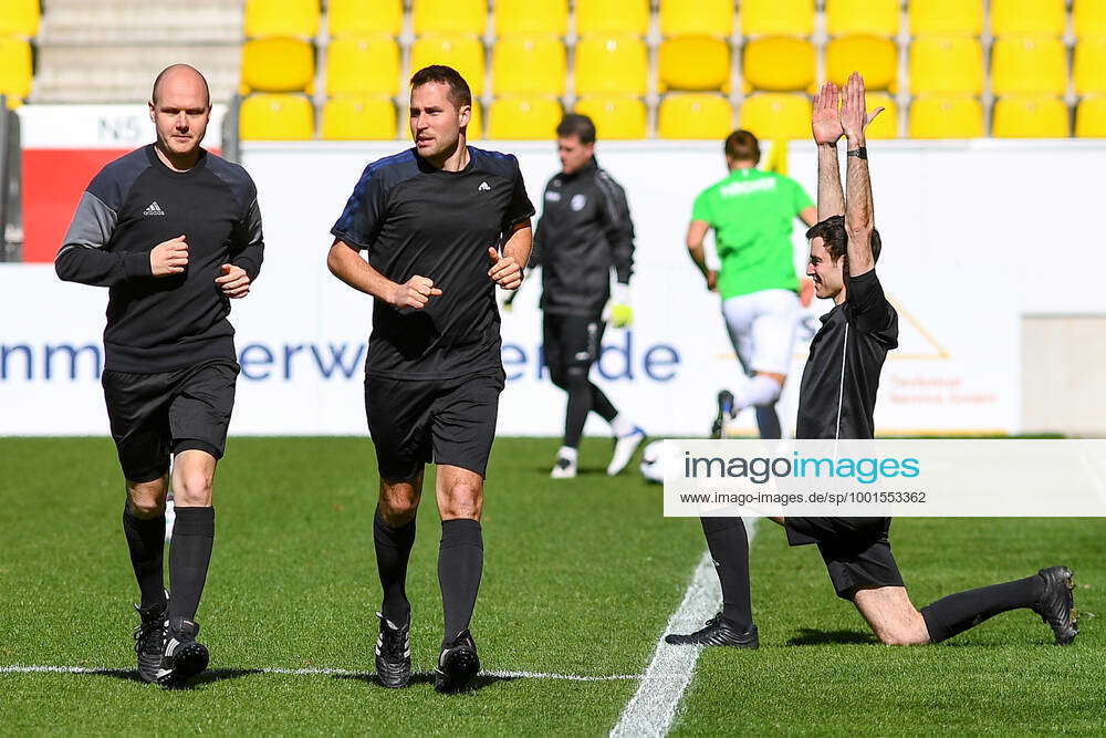 f li Mario Heller assistant , Oliver Aust assistant , Martin Tietze ...