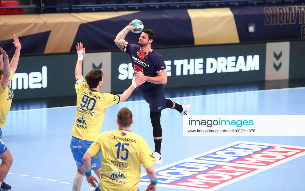 Elohim Prandi (Paris Saint-Germain) HANDBALL : Paris Saint-Germain HB ...