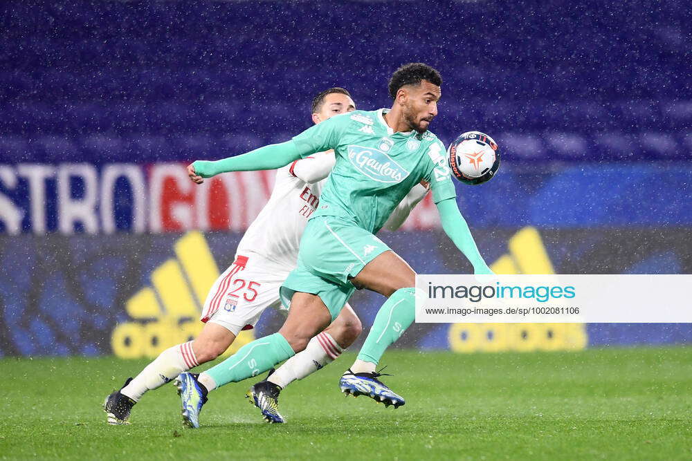 10 ANGELO FULGINI (SCO) FOOTBALL : Lyon vs Angers - Ligue 1 Uber Eats ...