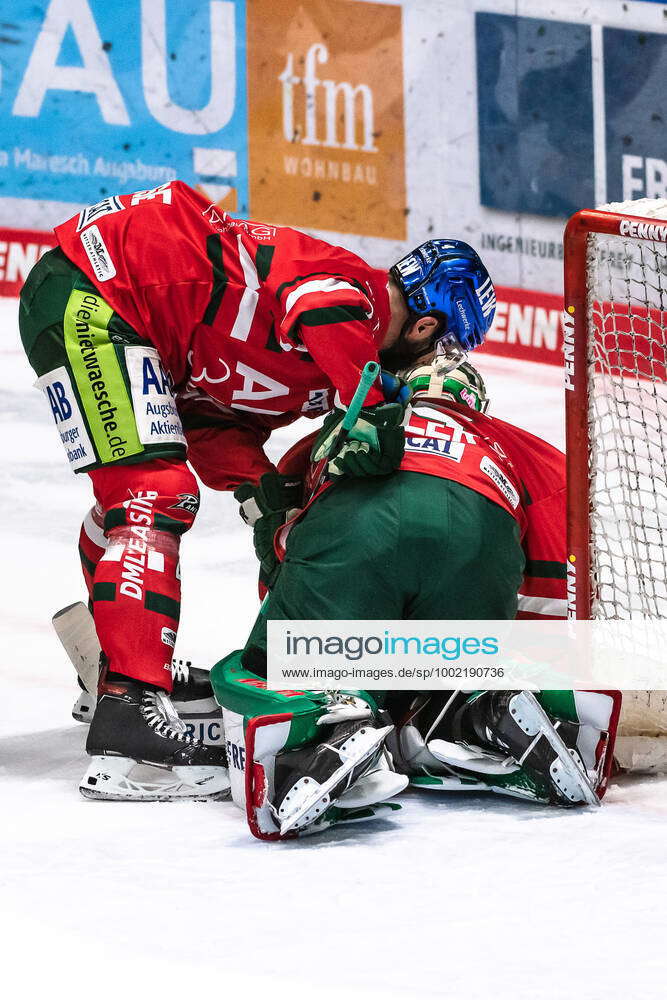 Henry Haase Augsburger Panther, 4 and Markus Keller goalie, Augsburger ...