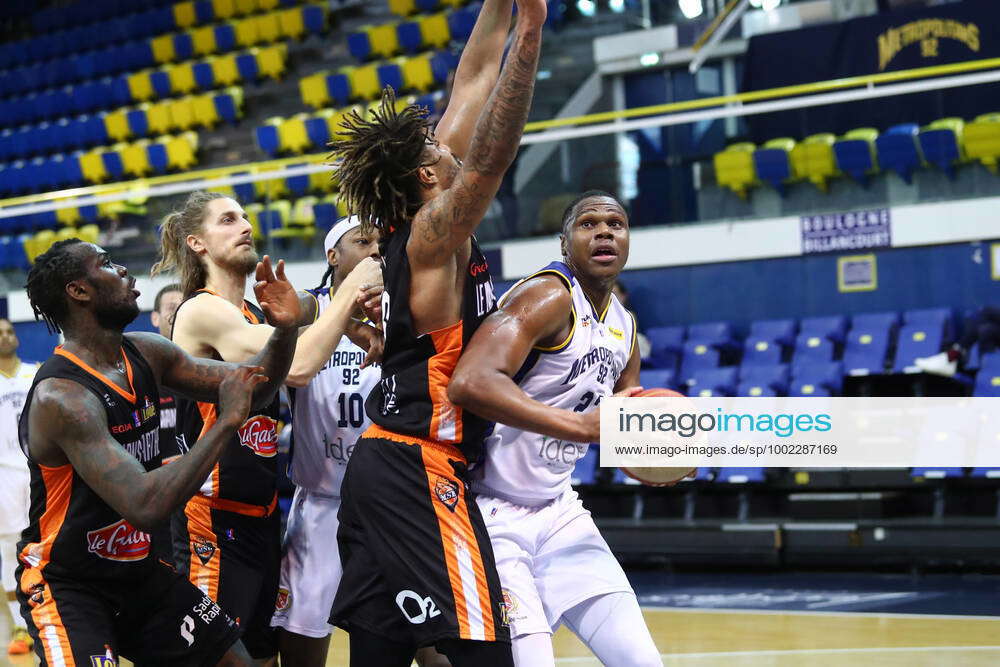 Darel Poirier (JBM Le Mans Sarthe Basket) Vitalis Chikoko ...