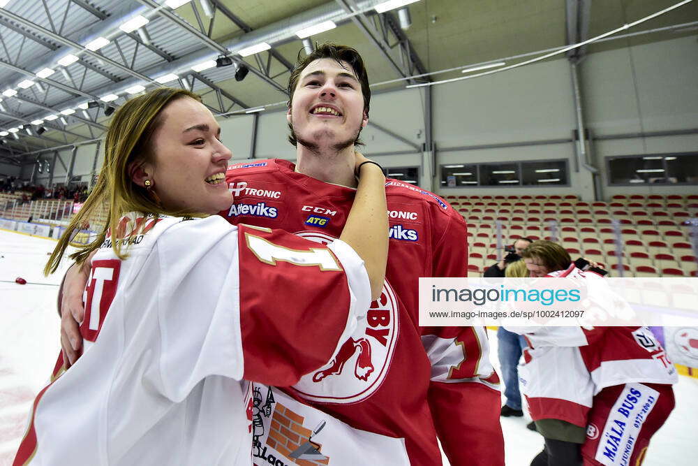 Troja Ljungbys Noa Lindqvist Muci cheers after the qualifying series ...