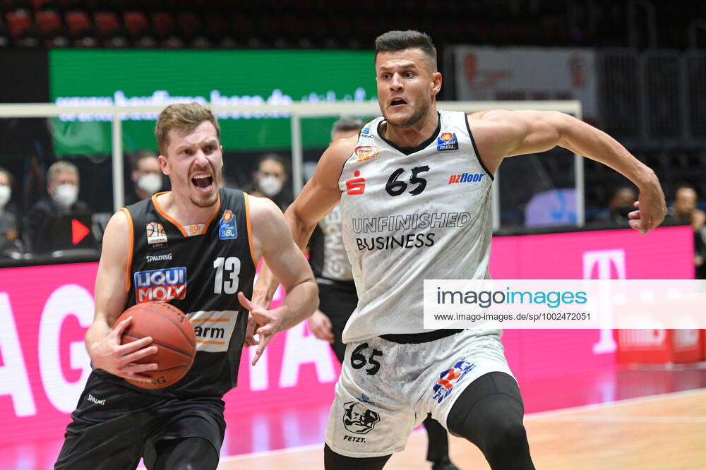 Andreas Obst Ratiopharm Ulm left and Filip Stanic Niners Chemnitz right ...