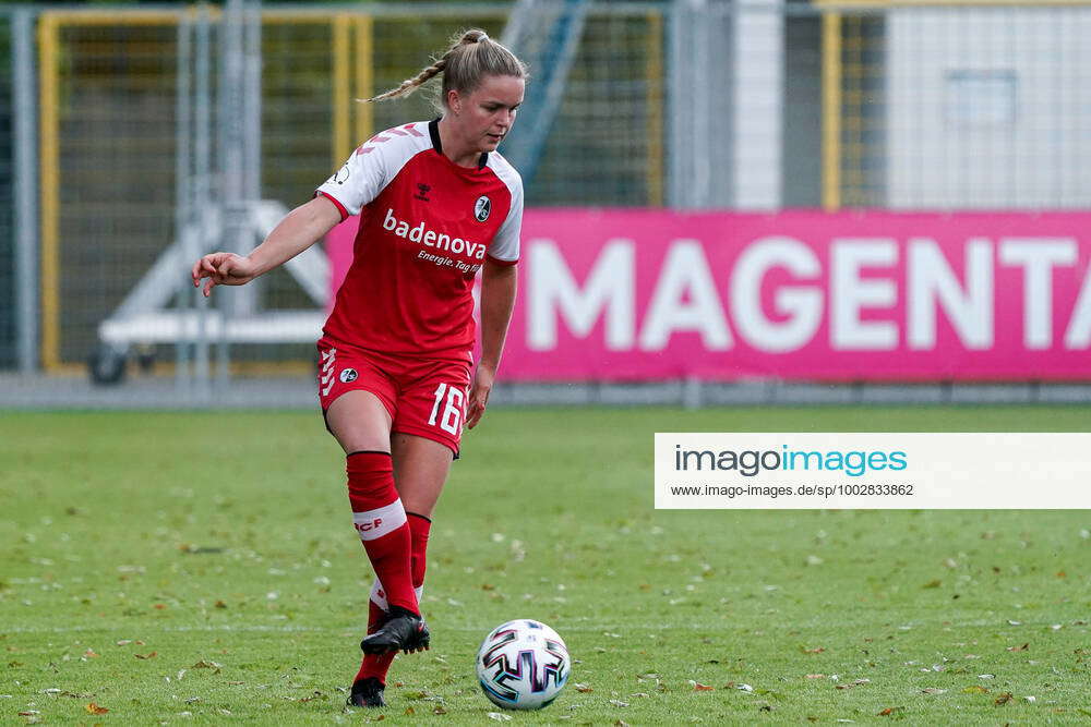 Greta Stegemann Freiburg, 16 , on the ball, crop, full body, single ...