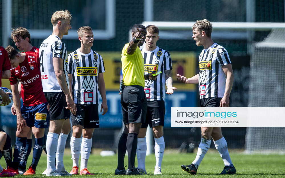 210529 Landskronas Robin Hofsö leaves the pitch after a red card by ...