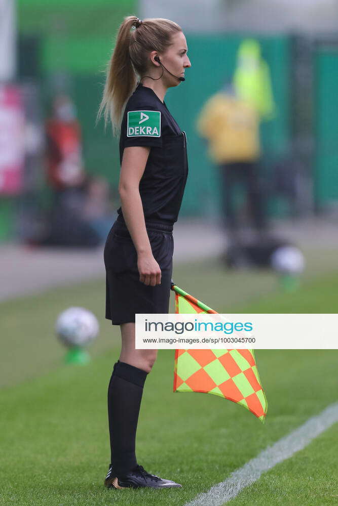 f li Referees assistant Julia Boike free plate, single image, full body ...