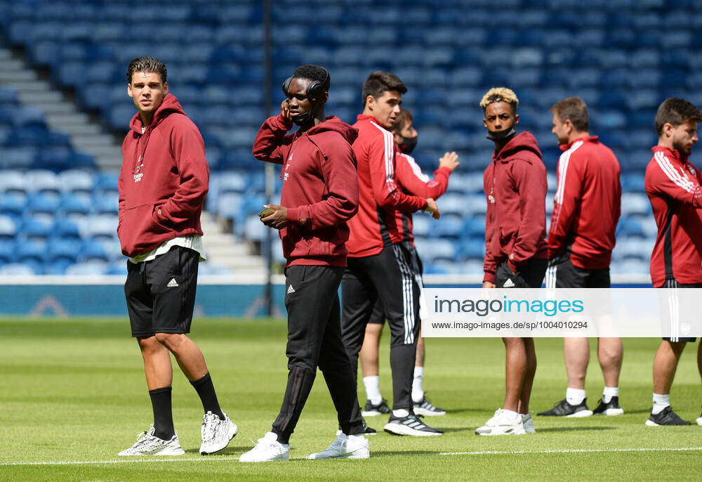 Mandatory Credit: Photo by Richard Lee Shutterstock (12217162a) Arsenal ...