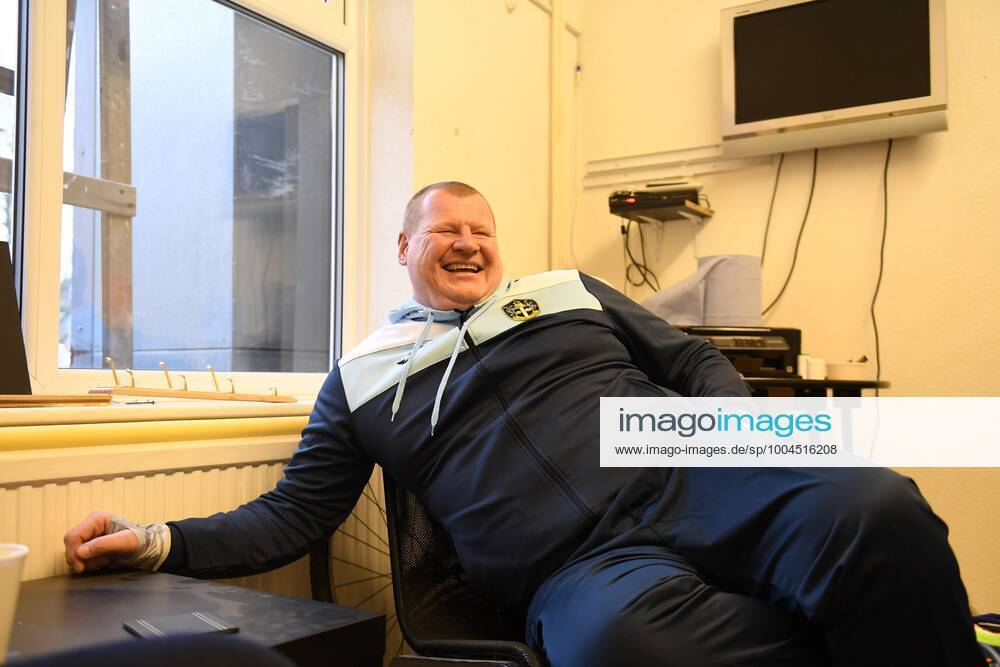 Mandatory Credit: Photo by Andy Hooper ANL Shutterstock Wayne Shaw ...