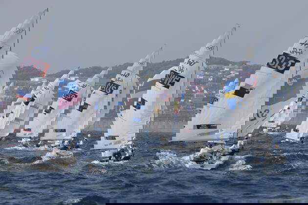 Women s Two Person Dinghy 470 - Race 2 Sailing : Women s Two Person ...