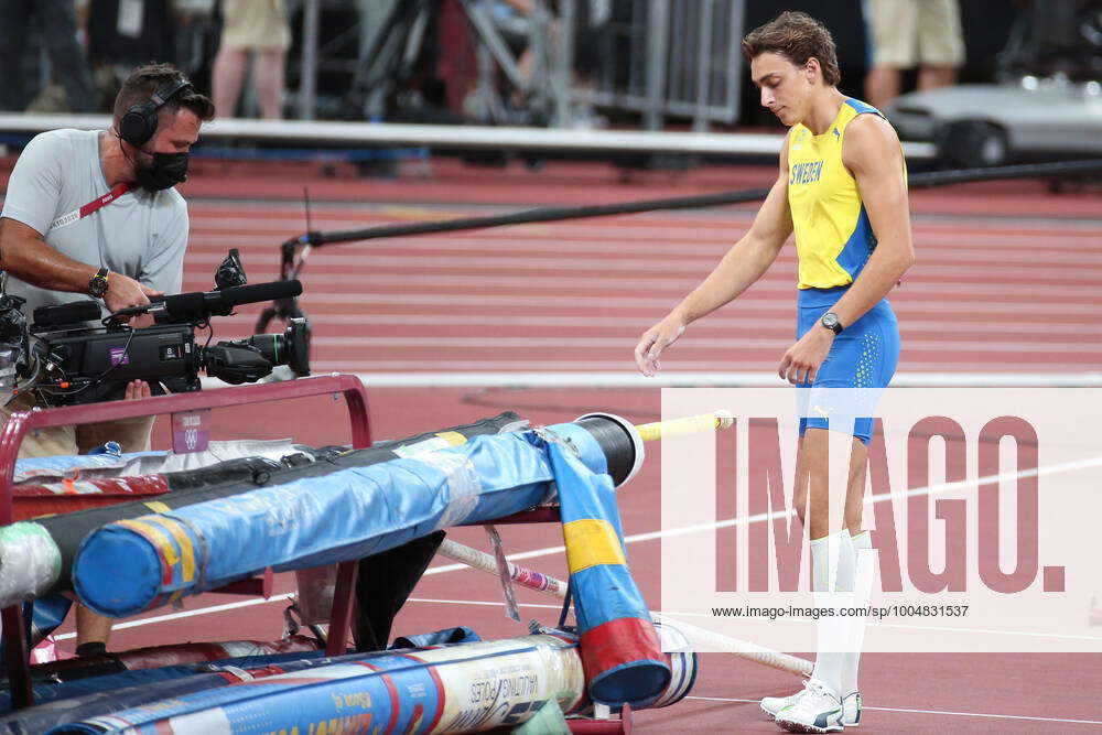 August 3, 2021, Tokyo, Tokyo, Japan: Armand DUPLANTIS of Sweden clears ...