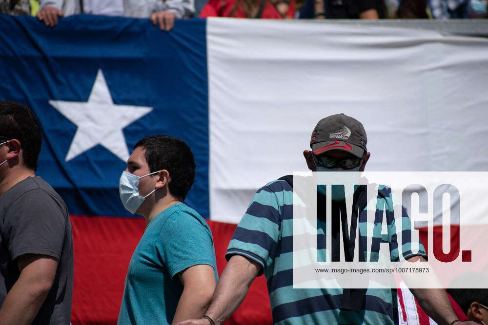 October 9, 2021, Valparaiso, Valparaiso, Chile: Fans arrive at the ...