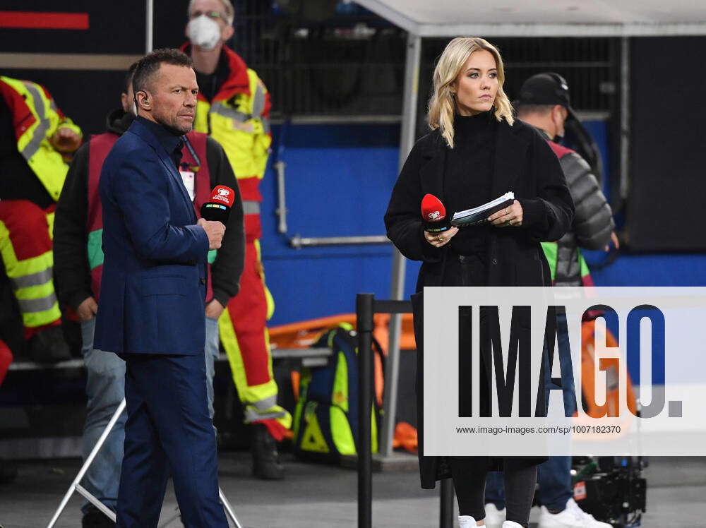 RTL reporter Laura Papendick with RTL expert Lothar Matthäus 08 10 2021 ...