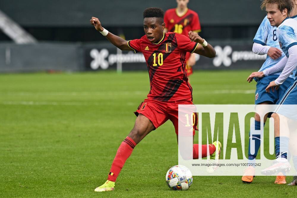 TUBIZE, BELGIUM - OCTOBER 12 : Stanis Idumbo-Muzambo of Belgium in ...