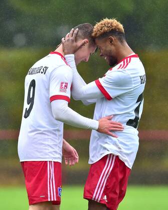 HSV II goal celebration to 2 0, the goal scorer Knoell Toerles Tim ...