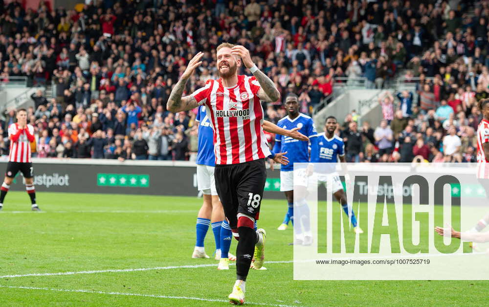 Pontus Jansson of Brentford rues a missed chance during the Premier League match between Brentford