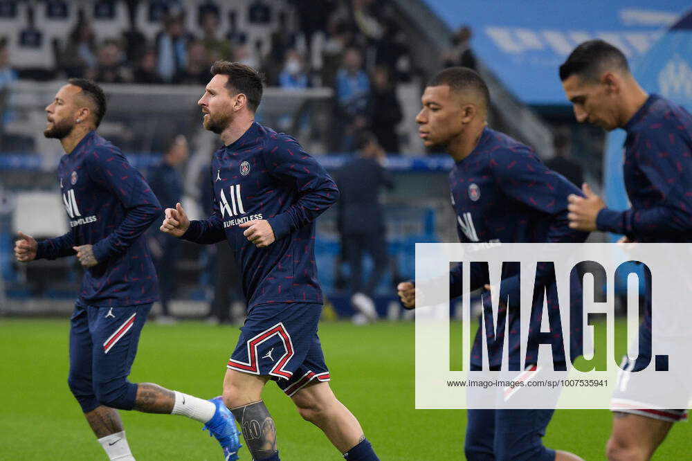 Neymar Jr - Lionel Leo Messi - Kylian Mbappe - Angel Di Maria - Echauffement - FOOTBALL : Marseille