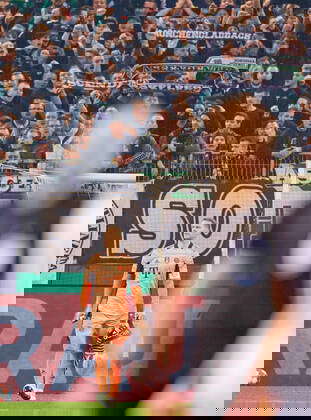 Manuel NEUER, goalkeeper FCB 1 in front of MG fans in the DFB Pokal ...