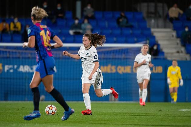 Jana Feldkamp TSG 1899 Hoffenheim in a duel, FR, TSG Hoffenheim vs ...