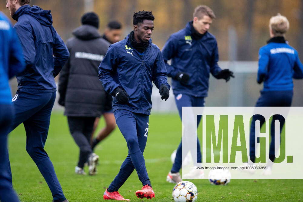211116 Benjamin Acquah during a training session with Helsingborg on 16 ...