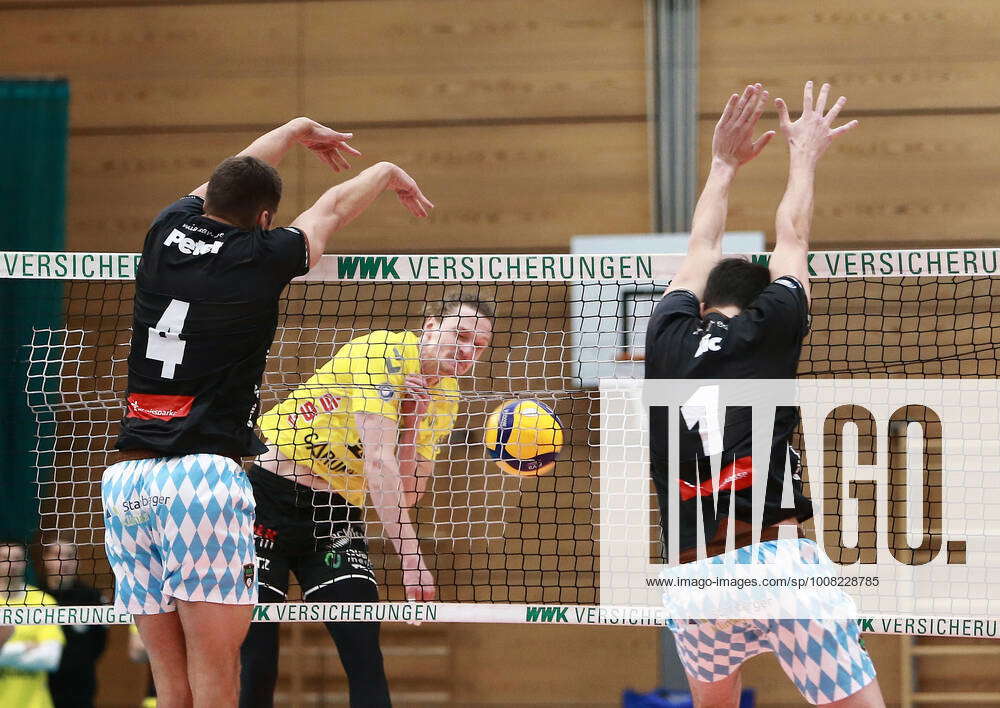 From left TIM PETER Herrsching GER , Hauke WAGNER GiesenGER , Ilic ...