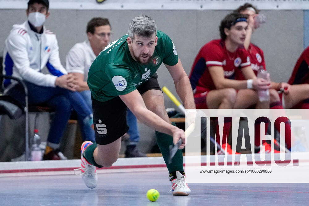 Sandro Reinhard TGF, 69 , on the ball, cutout, full body, single ...