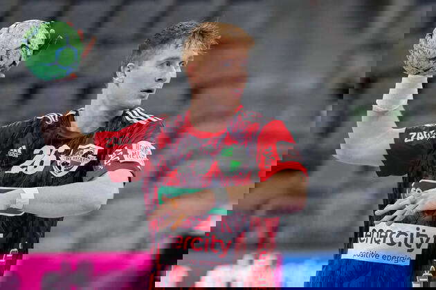 Jonathan Edvardsson The Recken, 26, on the ball, frame, action, action ...