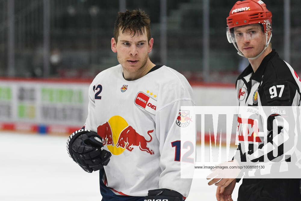 Ben Smith EHC Red Bull Muenchen 12 Schwenninger Wild Wings vs EHC Red ...