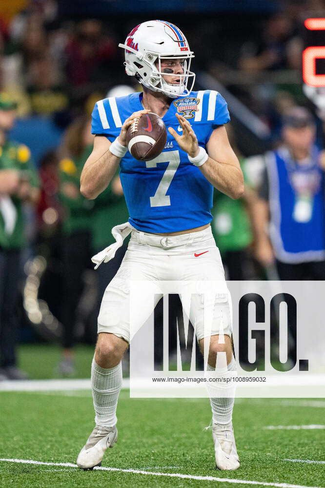 Ole Miss Rebels quarterback Luke Altmyer (7) plays during the NCAA ...