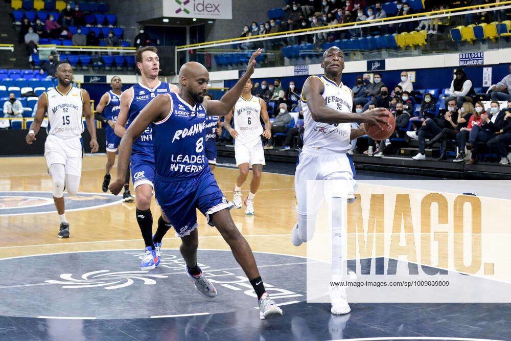 Bandja Sy (Metropolitans92) BASKETBALL : Boulogne Levallois vs Roanne ...