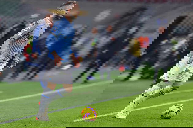 Manuel Lazzari of SS Lazio in action during the Serie A football match between US Lecce and SS