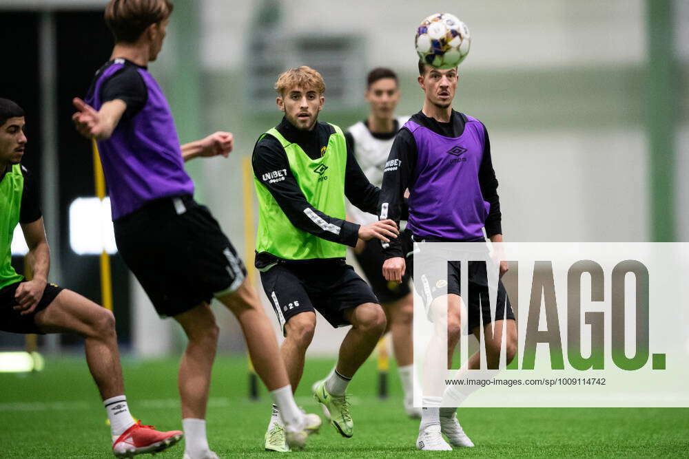 220114 Jack Cooper Love and Simon Olsson during a training session with ...