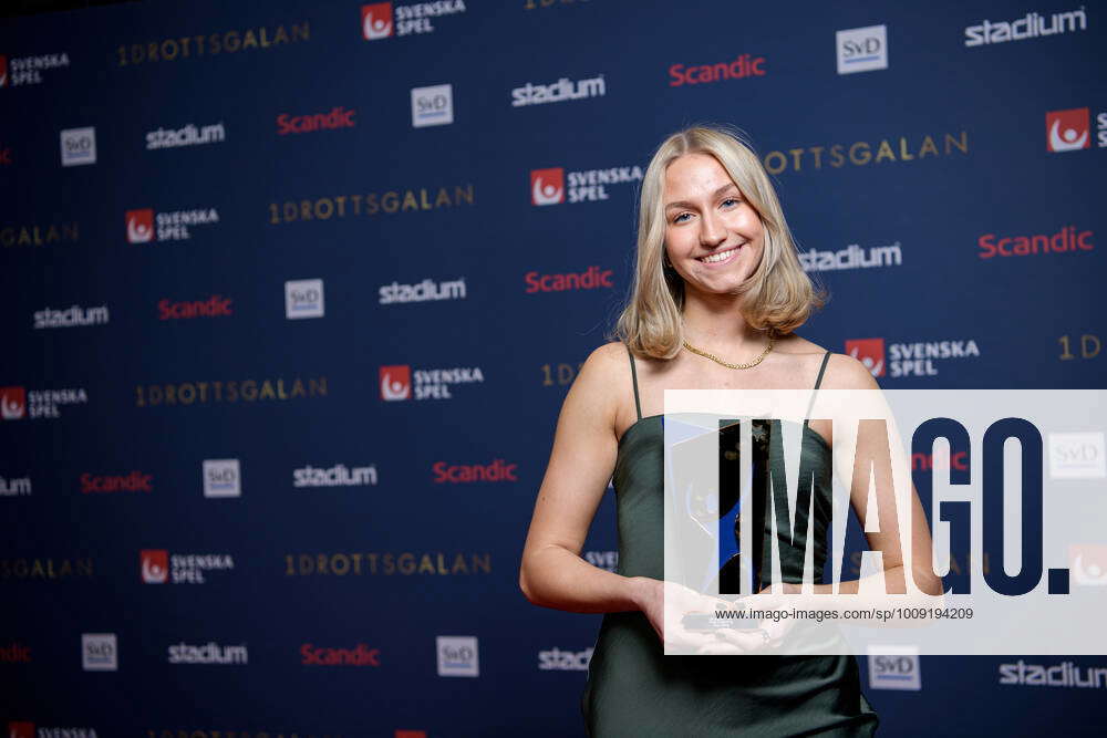 220117 Maja Askag, athletics, poses for a portrait with the award Arets ...