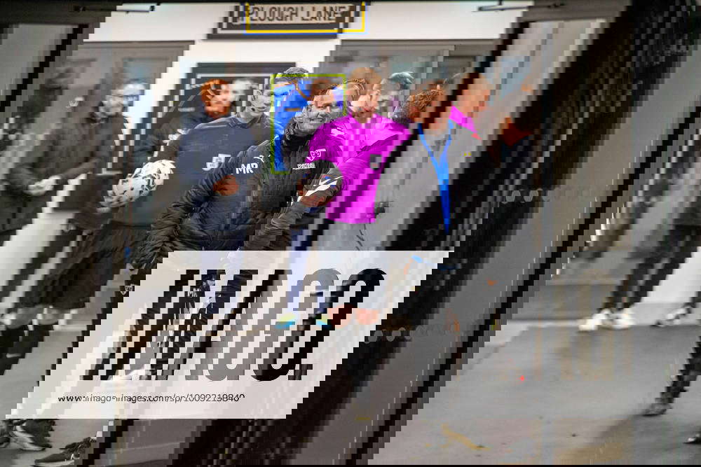 AFC Wimbledon v Portsmouth EFL Sky Bet League 1 18 01 2022. Referee ...