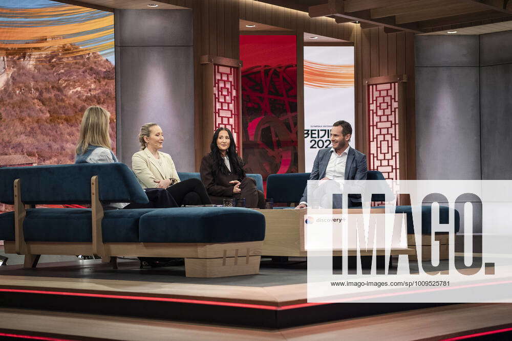 220203 Karin Frick, Kim Martin, Fanny Rask and Daniel Rudslätt in ...