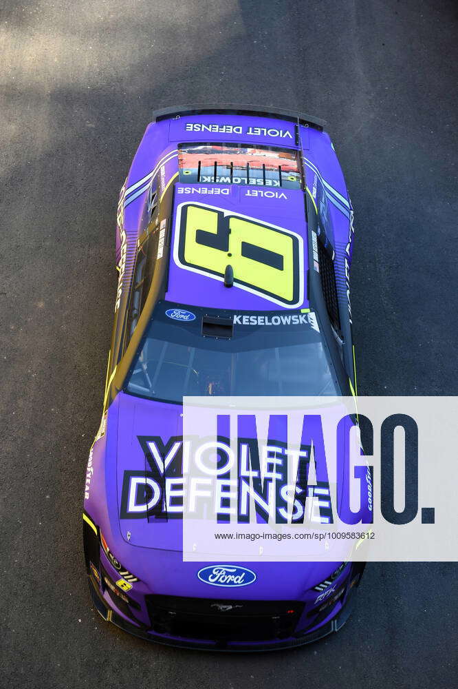 LOS ANGELES, CA - FEBRUARY 05: Brad Keselowski ( 6 Roush Fenway ...