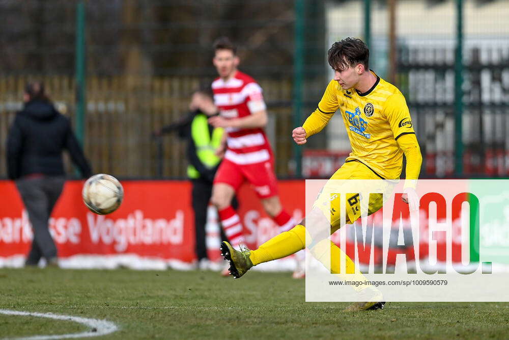Eric Stiller VfB Auerbach, 6 on the ball, 05 02 2022, Auerbach Germany ...