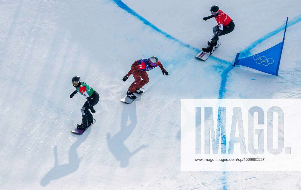 ZHANGJIAKOU, CHINA - : Lindsey Jacobellis of the USA, Audrey McManiman ...