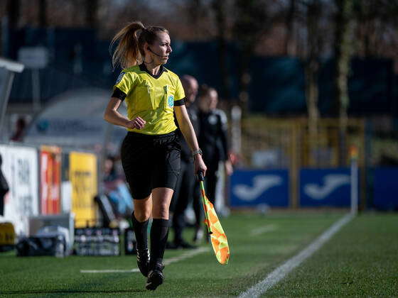 Julia Boike Assistant , TSG 1899 Hoffenheim vs SGS Essen, Flyeralarm ...
