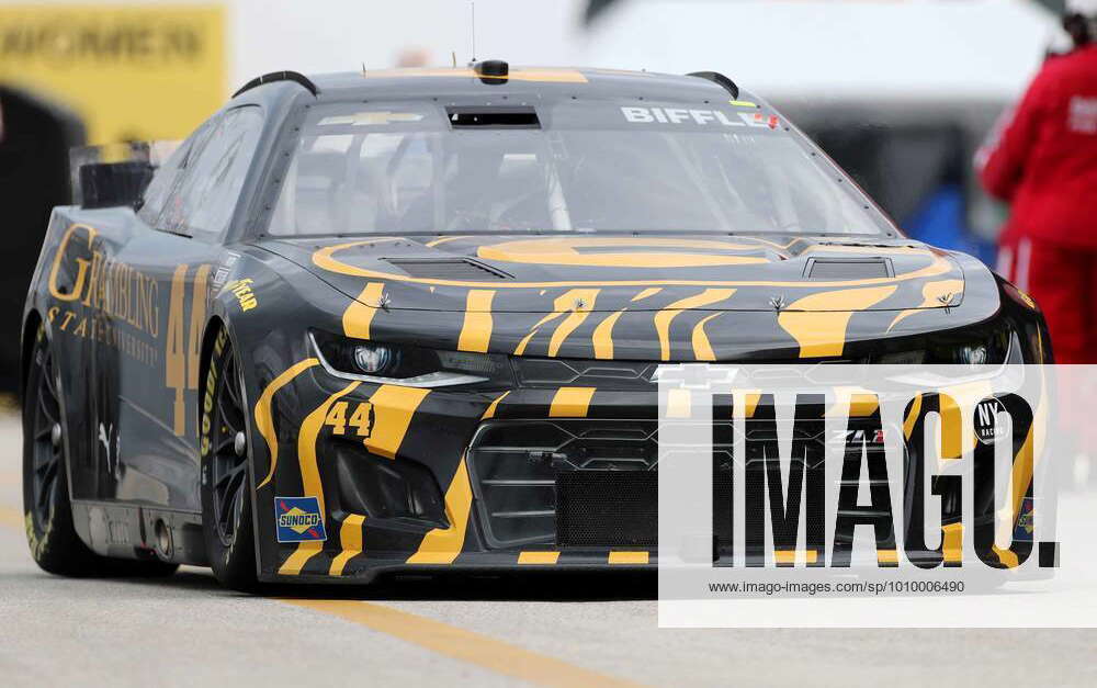 DAYTONA, FL - FEBRUARY 19: Greg Biffle ( 44 NY Racing Team Grambling ...