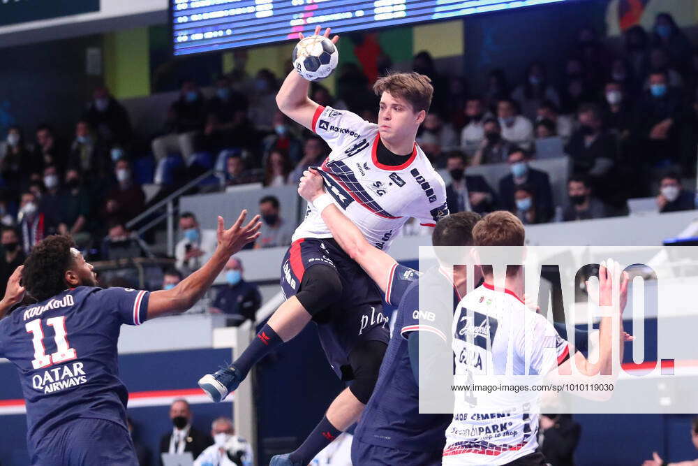 Hans Aaron Mensing (SG Flensburg-Handewitt) HANDBALL : Paris Saint ...