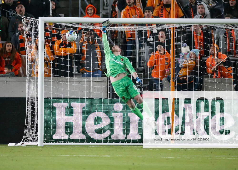 HOUSTON, TX - FEBRUARY 27: Real Salt Lake goalkeeper Zac MacMath (18 ...