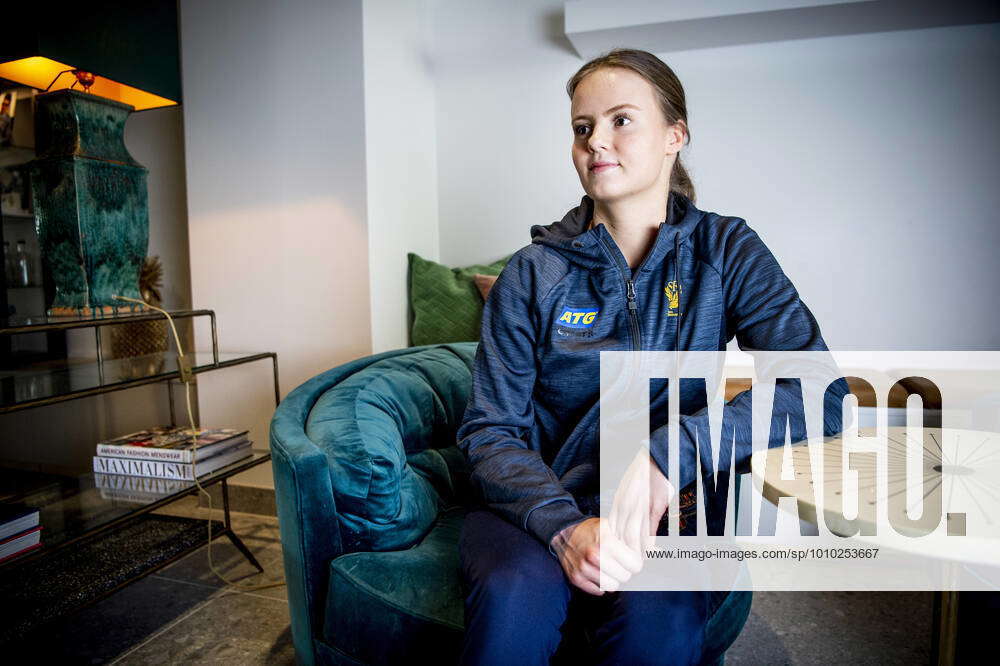 220301 Elin Hansson during a portrait photography with Sweden on March ...
