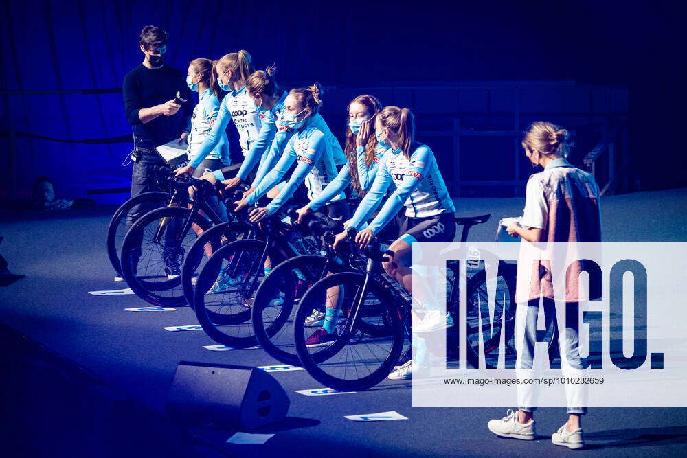 TEAM COOP HITEC PRODUCTS Omloop Het Nieuwsblad Womens Race BOOGAARD ...