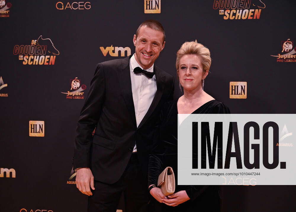 GOUDEN SCHOEN Timmy Simons and partner pictured during the 68 men ...