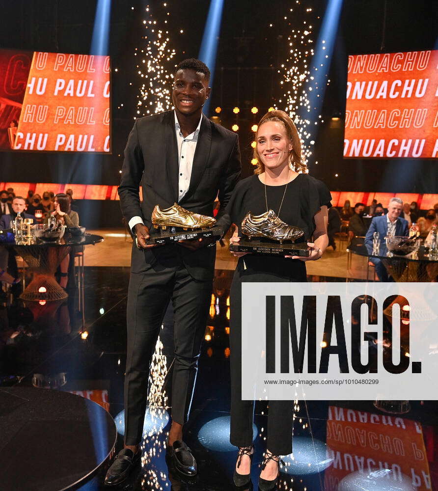 GOUDEN SCHOEN Paul Onuachu and Janice Cayman pictured celebrating after ...