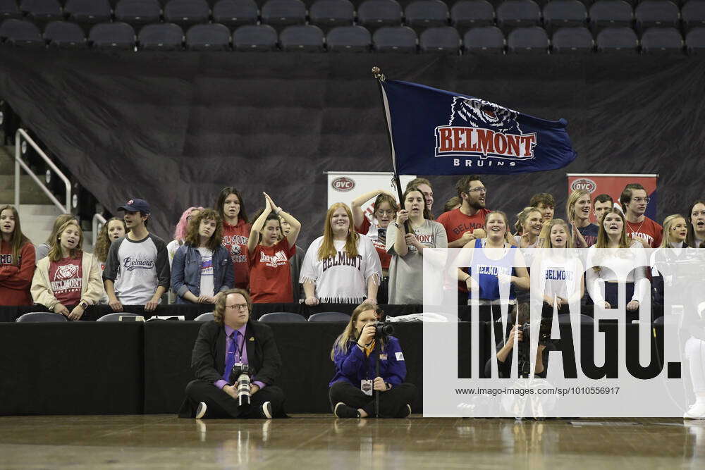 EVANSVILLE, IN - MARCH 05: The student section cheers and waves flags ...