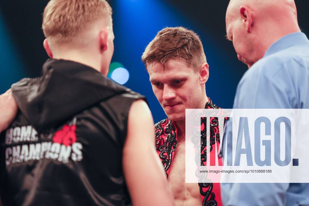 Simon Zachenhuber red, Germany vs Maurice Morio blue, Germany , Boxing ...