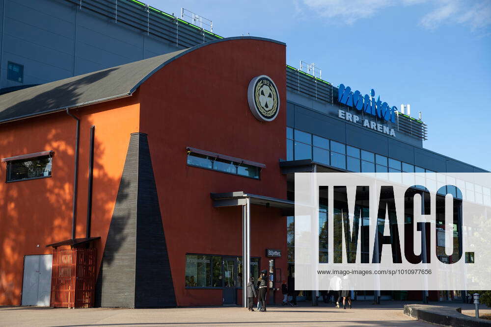 220401 Monitor ERP Arena before final two in SDHL between Brynäs and ...