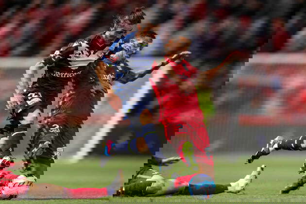 ALEAGUE ADELAIDE VICTORY, Marco Rojas of the Victory and Javi Lopez of ...